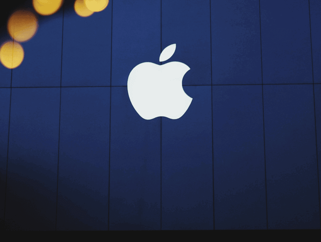 How Apple is Revolutionizing Supply Chain Management with AI ...